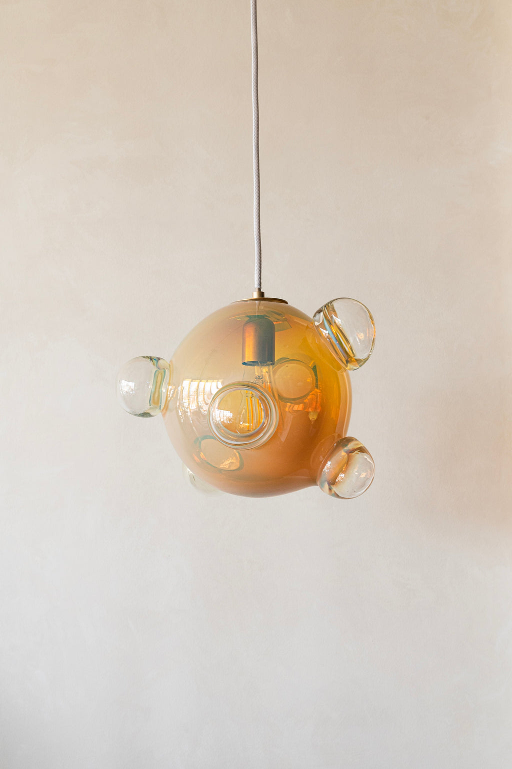 Large Bubble Pendant I – Sticky Glass